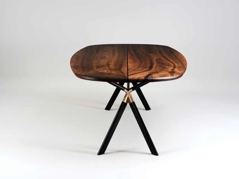 Holztisch aus zwei ganzen Bretter | ovale Tischform | solid. : Solid Tisch